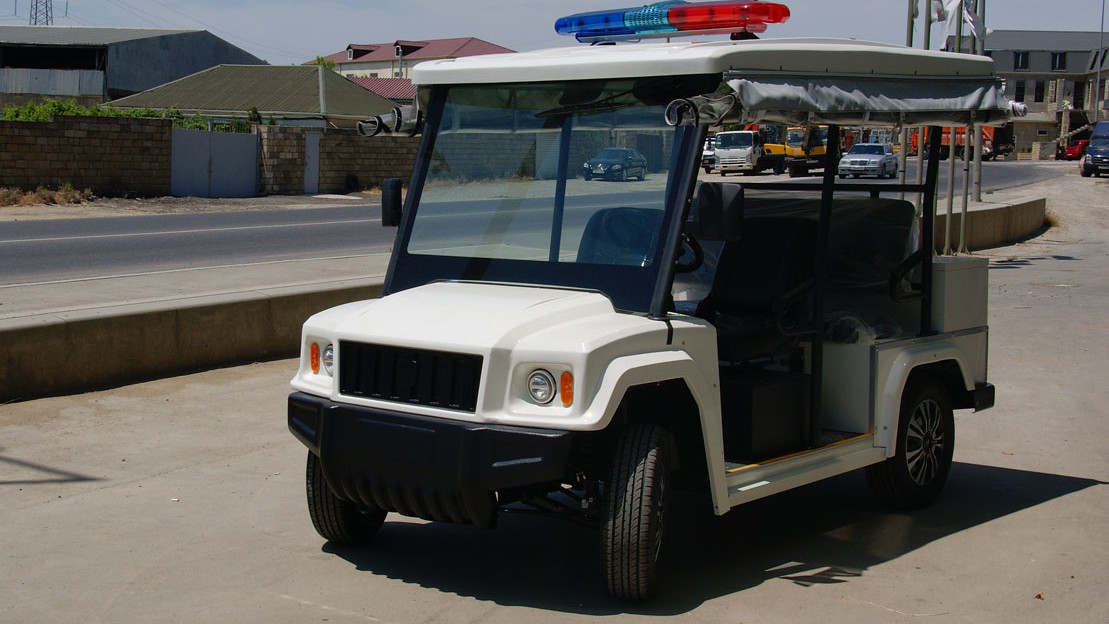 Patrol car DN-4-6 (four-seat)